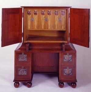 Arts and Crafts: Charles Robert Ashbee – La Casa Victoriana